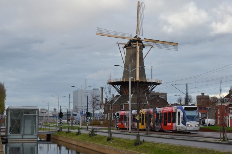 Tram tussen Delft en Rotterdam - Haags Openbaar Vervoer Museum